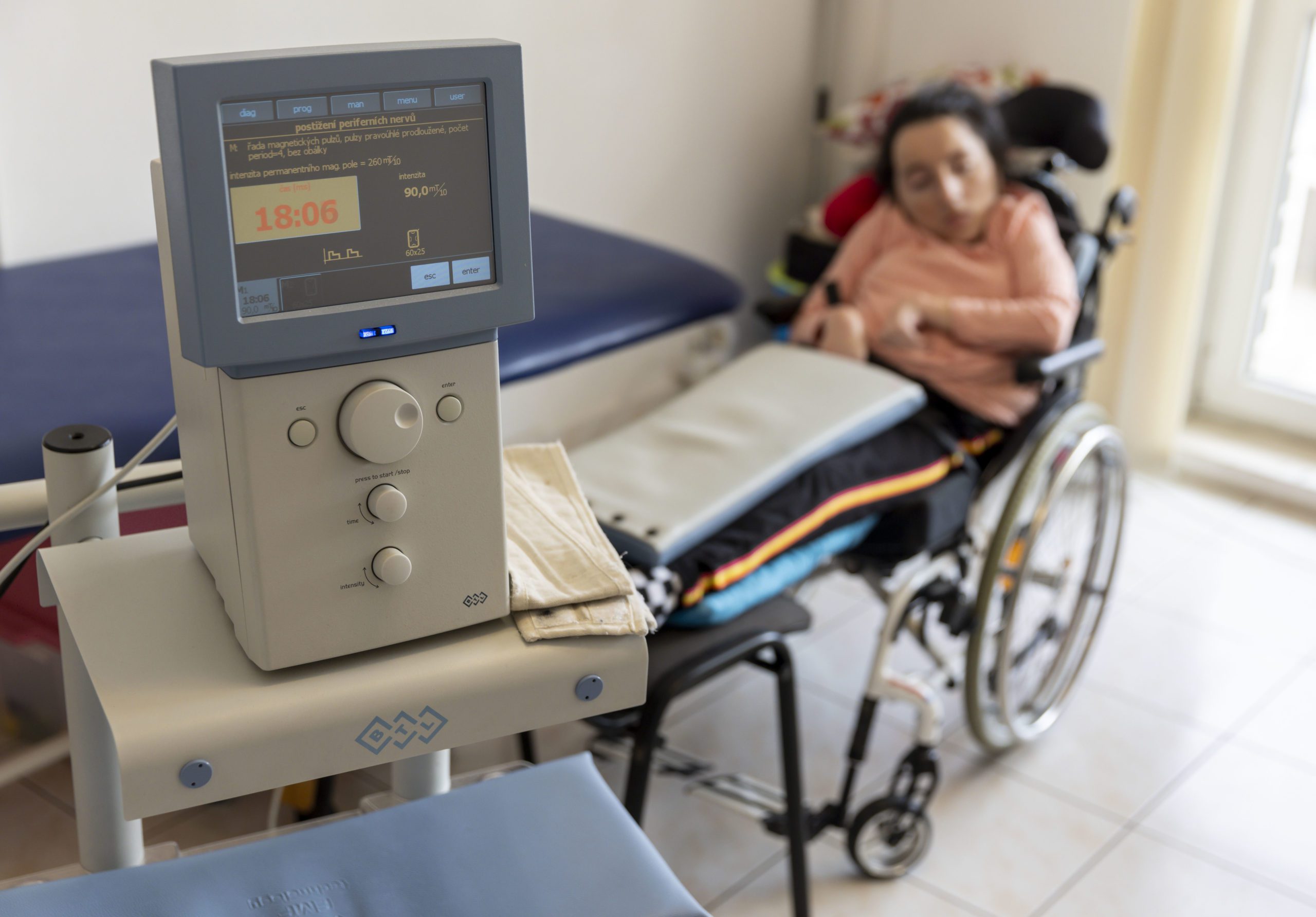 Magnetic laser therapy | ADELI Medical Center